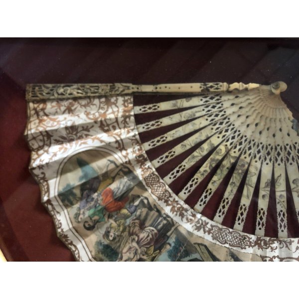 ANTICO VENTAGLIO TECA CARTA DECORO SCENA ROMANTICA CORNICE DORATA OLD HAND FAN